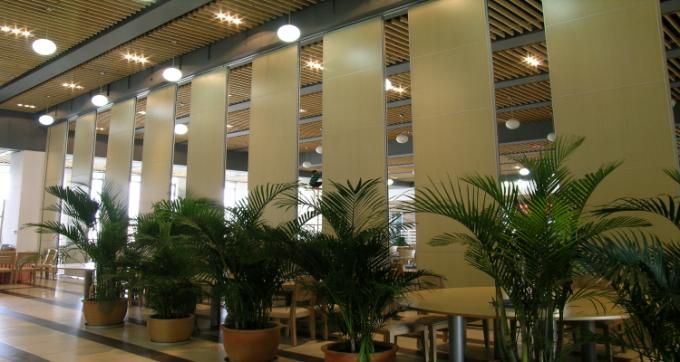 Los paneles de pared movibles insonoros acústicos plegables, división ...