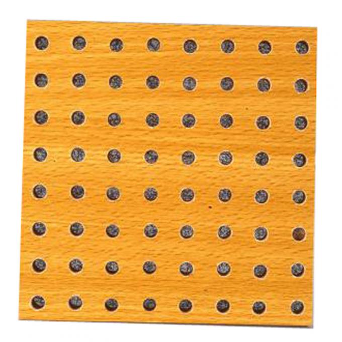 Los paneles perforados acústicos de madera incombustibles del MDF para ...